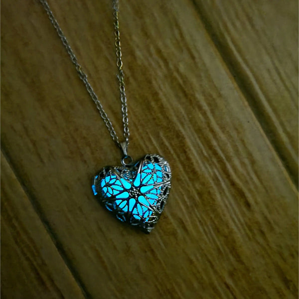 Glow in the dark heart necklace store